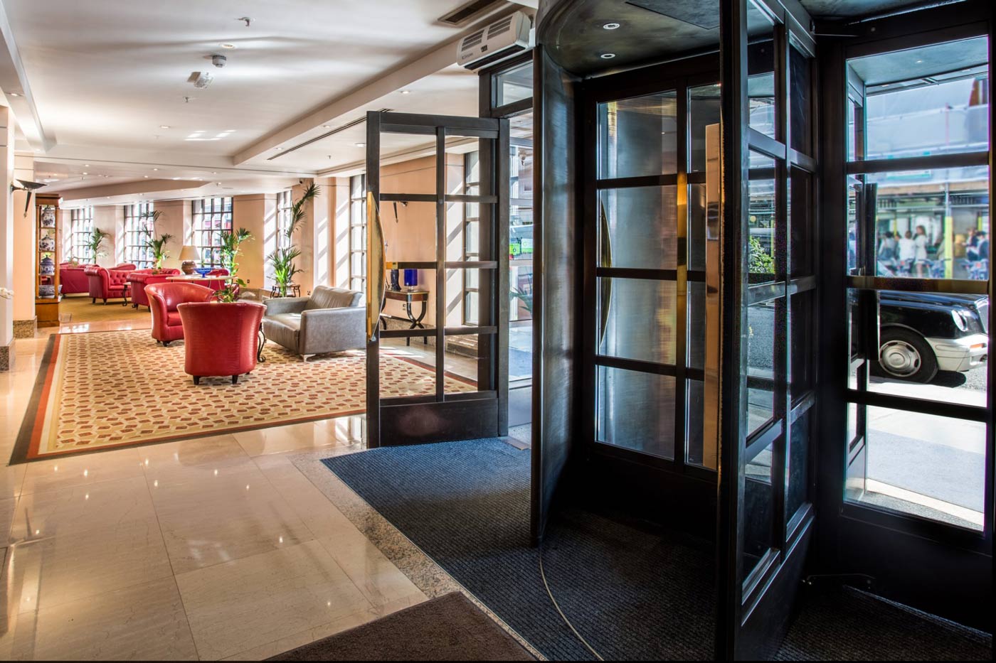 Hotel Curzon Street London: The Washington Mayfair Location